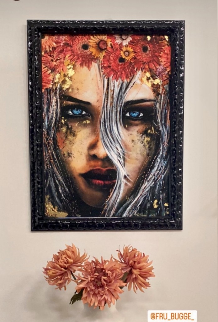 The Gaze | Art by Fru Bugge